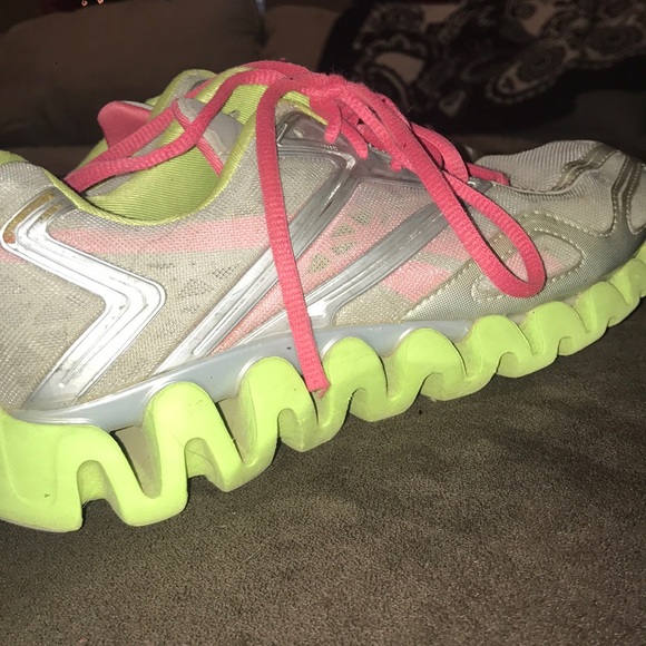Reebok | Shoes | Reebok Zigtech Tennis Shoes | Poshmark